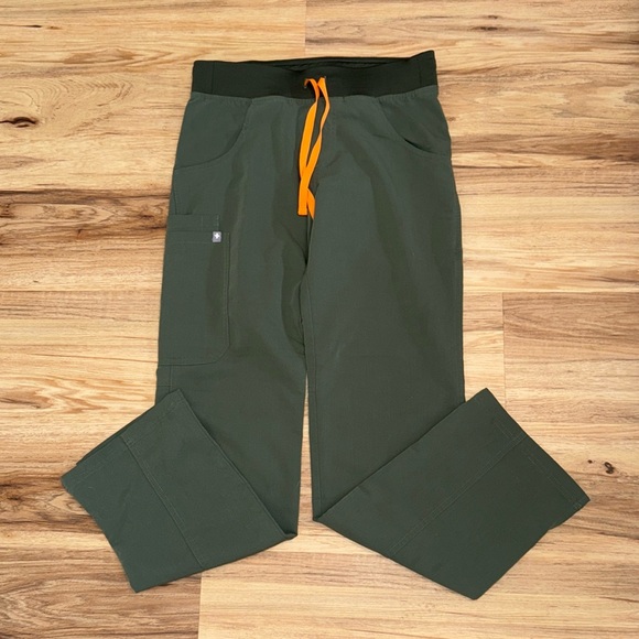 Figs | Pants & Jumpsuits | Figs Olive Green Bottoms | Poshmark